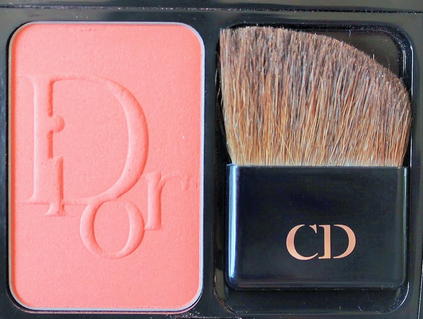 DiorBlush Vibrant Colour Powder Blush in Cocktail Peach - Review & Swatch