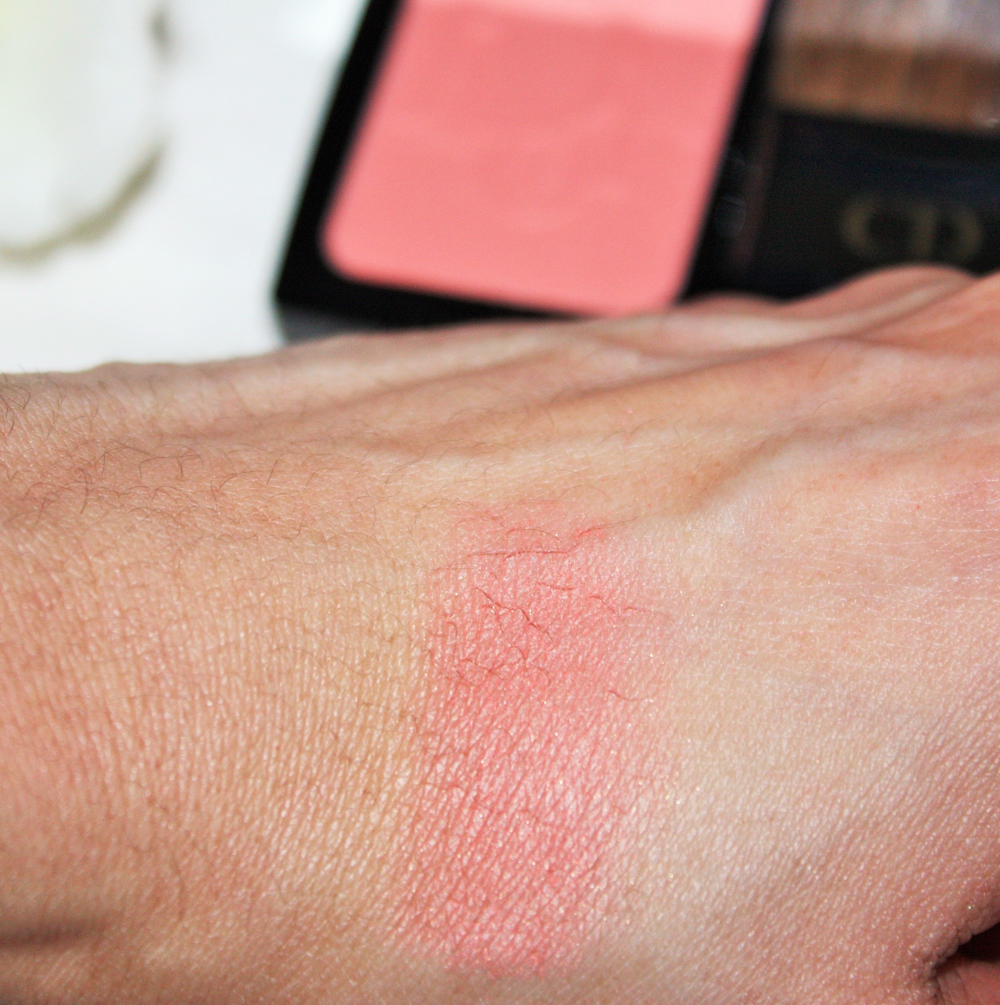 DiorBlush Vibrant Colour Powder Blush in Cocktail Peach - Review & Swatch