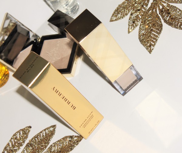 Burberry Fresh Glow Luminous Fluid Base